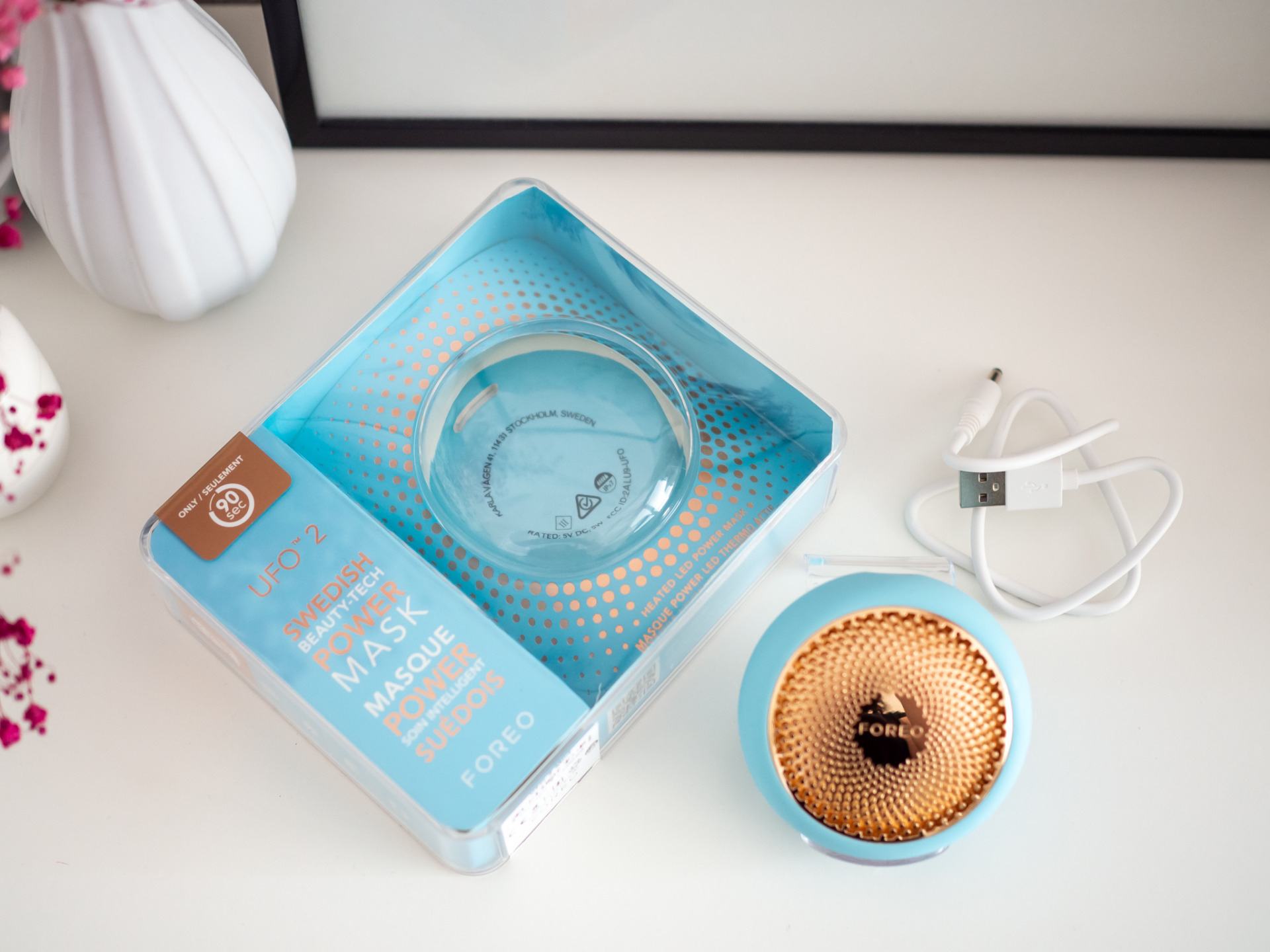 FOREO UFO 2 - Das Home-Spa-Tool zur Sheet Mask Behandlung in nur 90sec ...